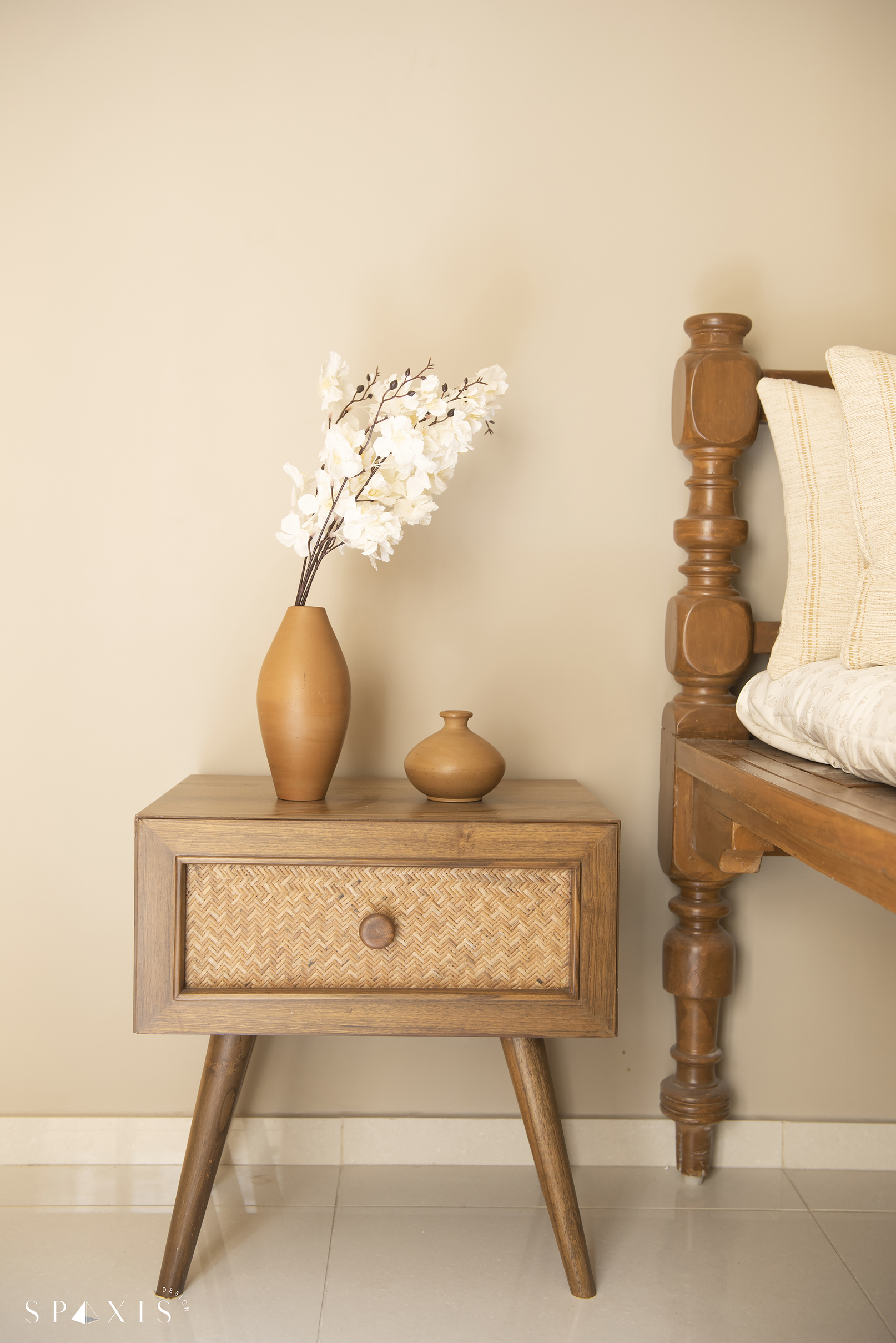 SUBTLE DETAILS - Spaxis Design